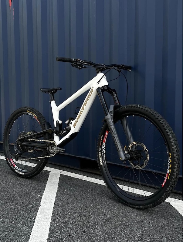 2023 Nukeproof Giga, Large For Sale
