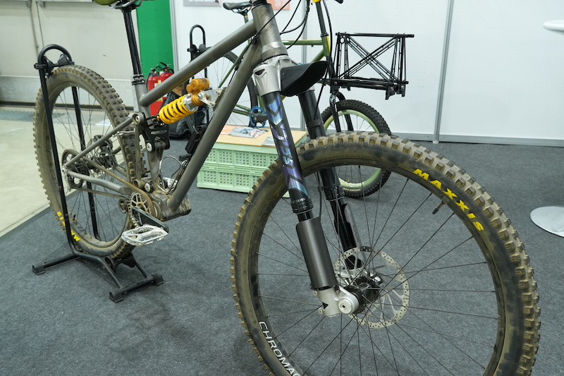 Arata Shows Inverted Fork With Adjustable Offset & Axle-to-Crown Height ...
