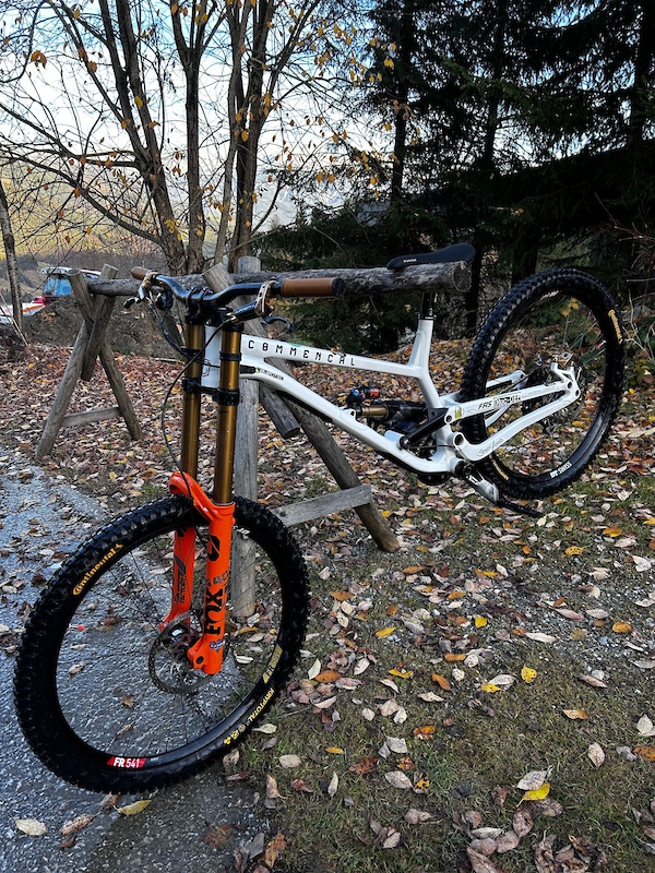 2025 Commencal FRS Signature – Pure White – Size L For Sale