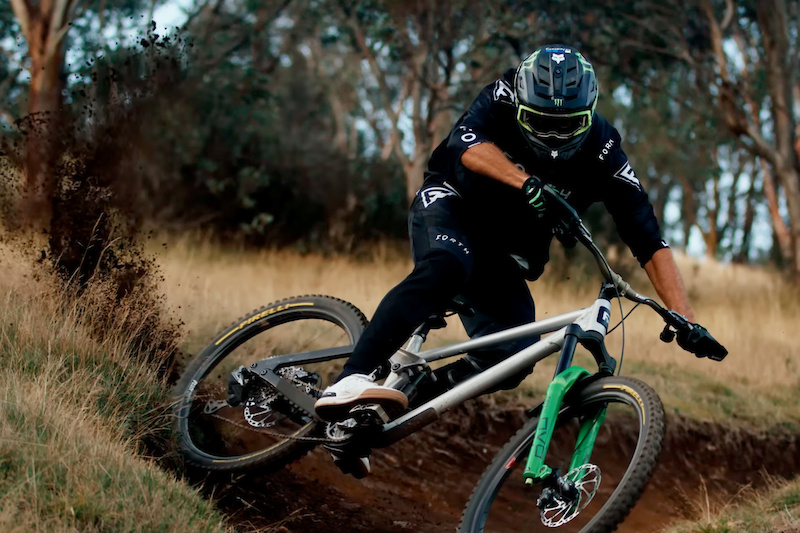 Video: Jack Moir Rallies an Enduro Bike in 'Night Shift' - Pinkbike