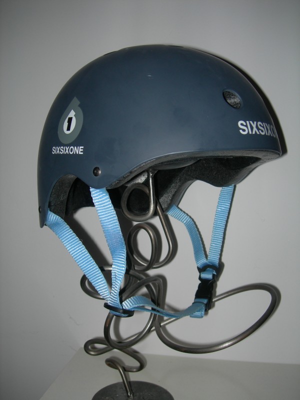 SixSixOne helmet (large) For Sale