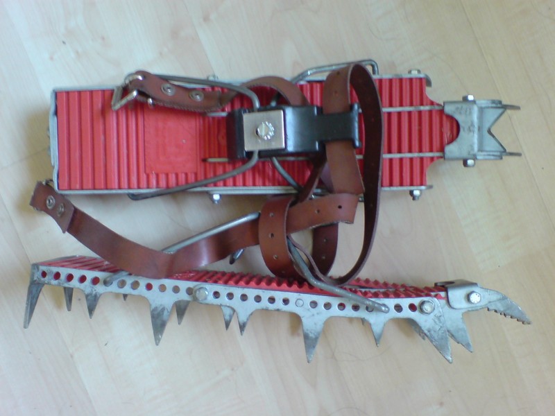 Lowe Alpine/Camp Foot Fang 18point Crampons For Sale