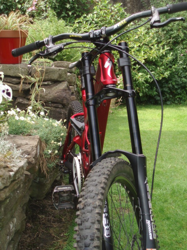 2006 Specialized demo 9 red medium For Sale