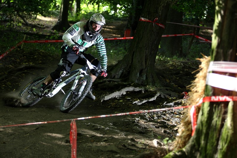 Phil Hébert at Citadelle in Liege, Belgium - photo by bortels - Pinkbike
