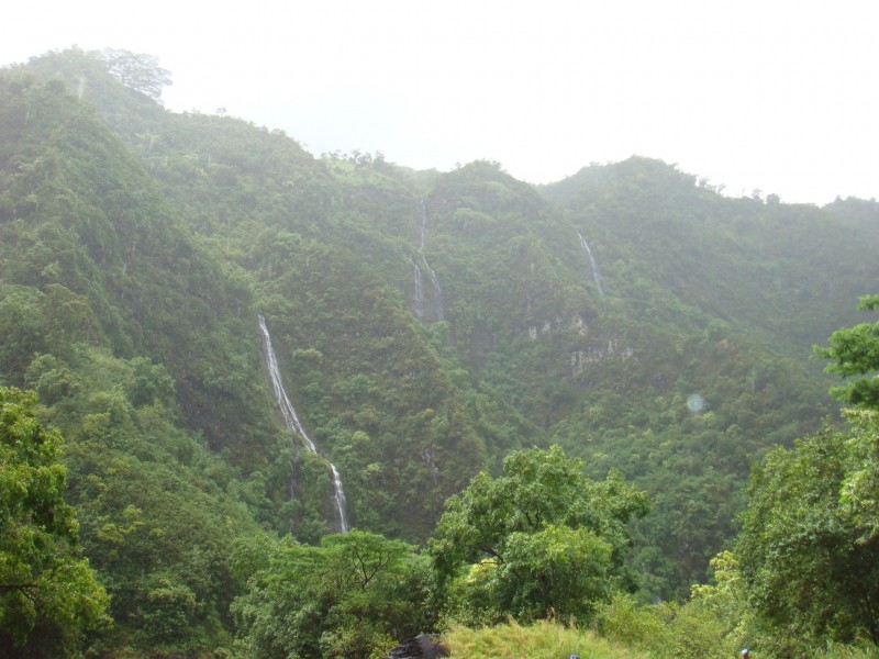 Waterfall Mountain Biking Trail - Pupukea, Hawaii