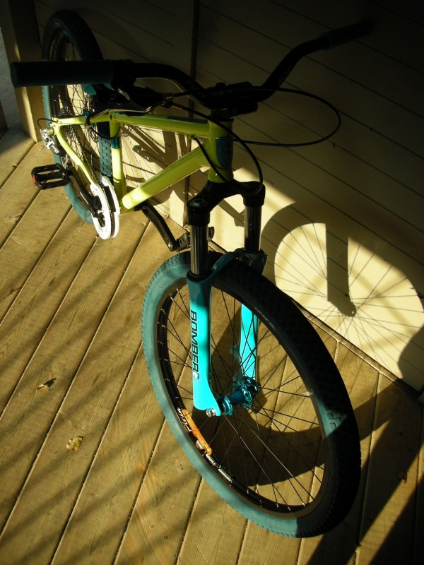 2009 NEW NORCO Ryde yellow/blue 26" For Sale