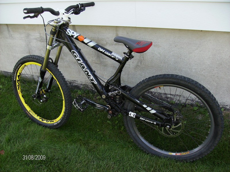 Giant DH Comp For Sale