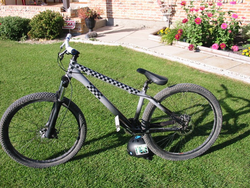 2008 Giant Stp Frame, Gray/Black For Sale