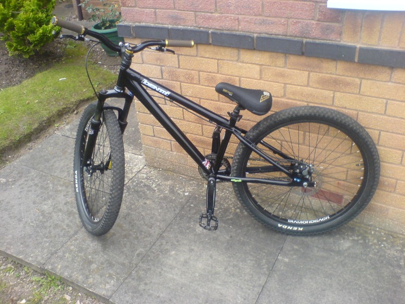 CUSTOM JUMP BIKE DIAMONDBACK-BLACK For Sale