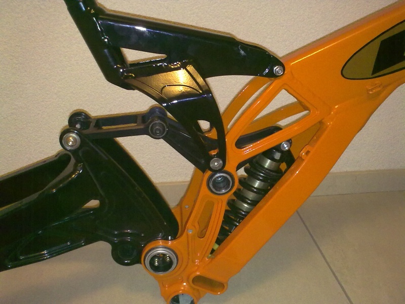 Beone B1 downhill team frame For Sale