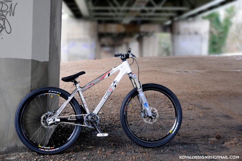 at BIKE NO.7 SINTESI Konstriktor in London, United Kingdom - photo by ...