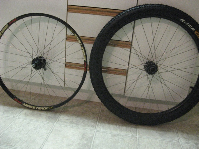single track wheelset For Sale