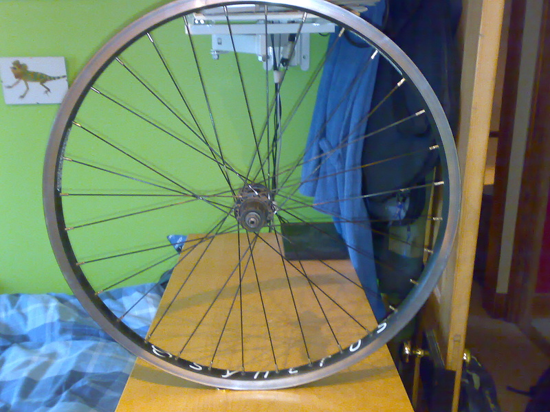 Syncros big box rim on deore hub For Sale