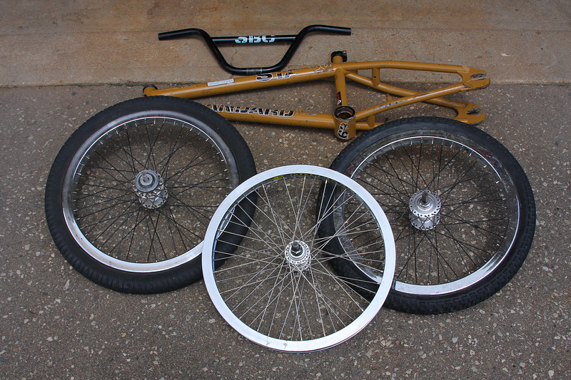 Standard Sta 500 with parts For Sale