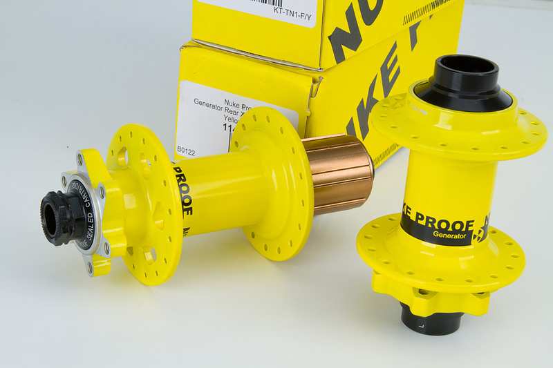 Nuke Proof Generator Hubset 20 mm front, 12 x 150 mm rear For Sale