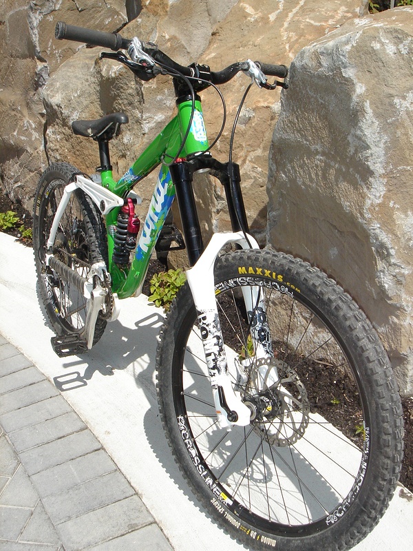 2009 Kona Stinky Deluxe-small For Sale