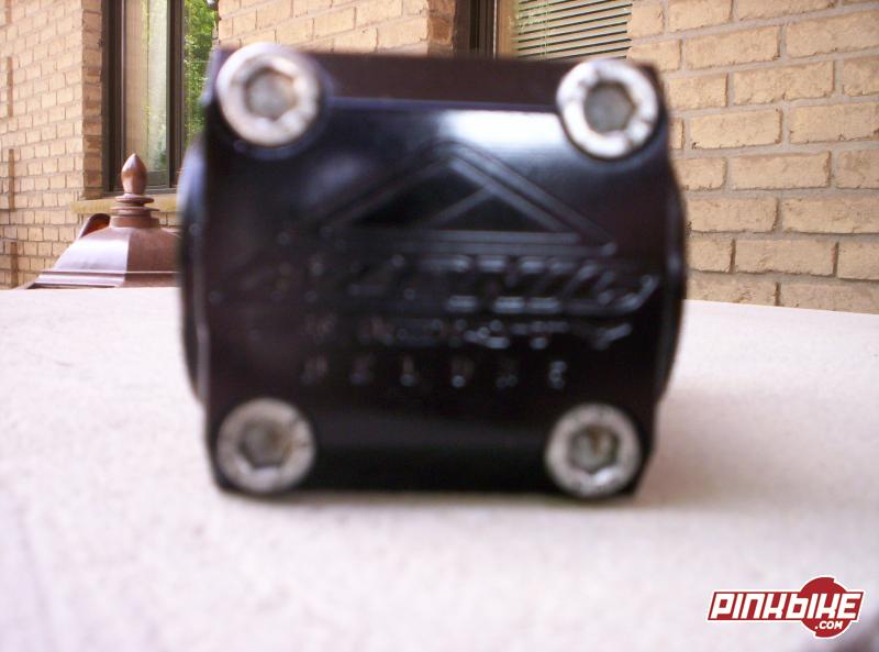 AZONIC SHORTY DELUXE STEM...ALMOST MINT COND'T~~~~~ For Sale