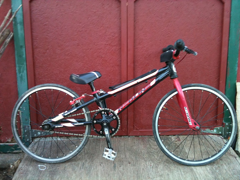 Redline micro-mini 18" wheels and alloy frame fork and rims For Sale