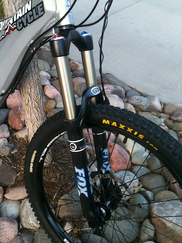 2008 Fox Van 36 RC2 $450 For Sale