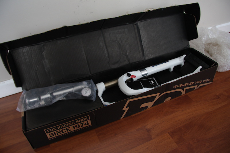 2010 Brand New Fox 32 F-series RLC Fit Fork (120mm) For Sale