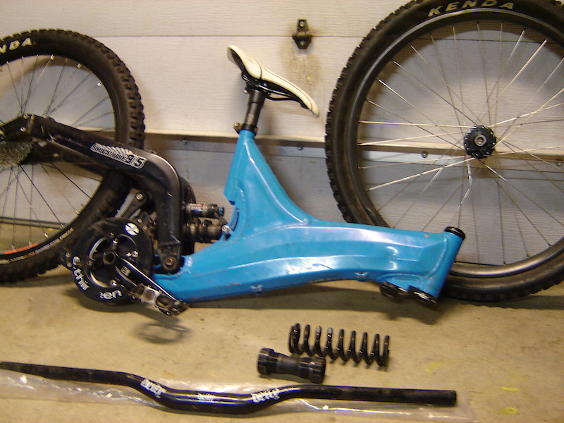 Mountain Cycle Shockwave 9.5, tons of extras For Sale