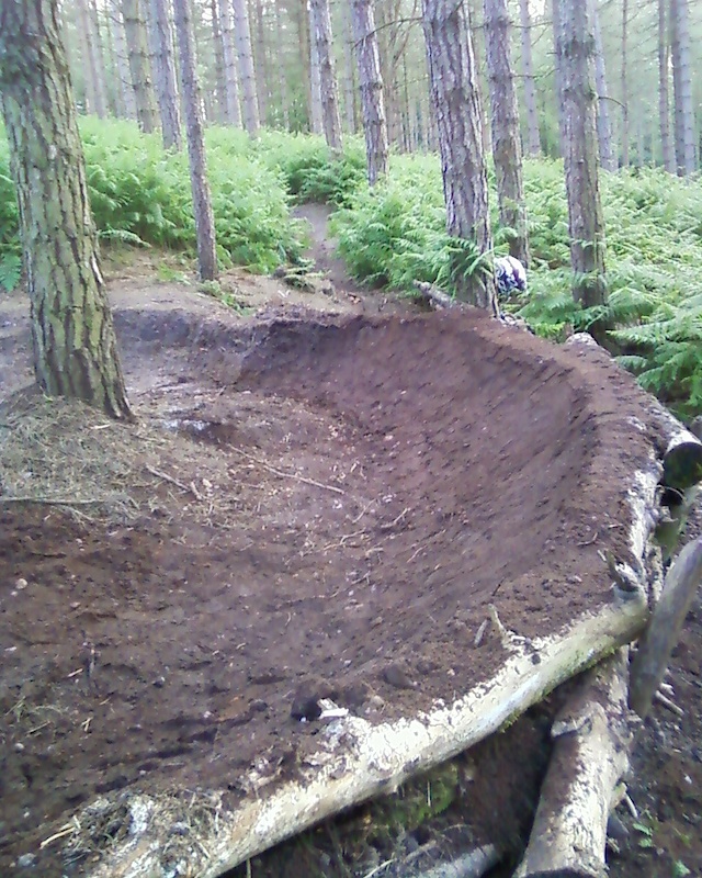 Berms and drops Mountain Biking Trail - | Trailforks