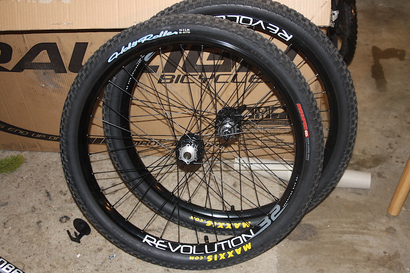 Transition Revolution 32 single speed wheelset For Sale