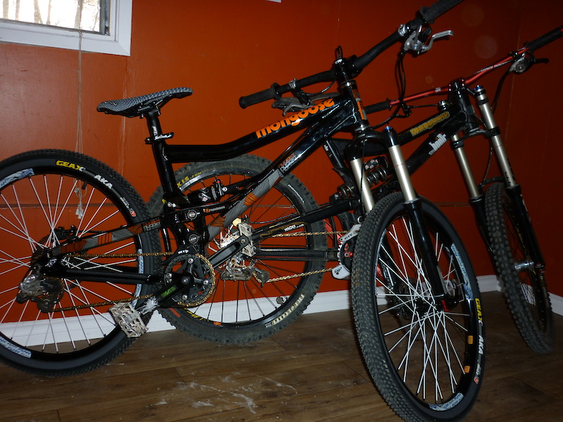 mongoose nugget frame and rear shock For Sale