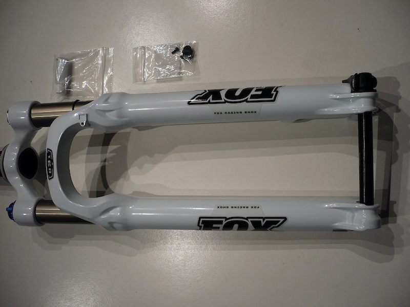 2009 Fox 831 Forks WHITE! For Sale