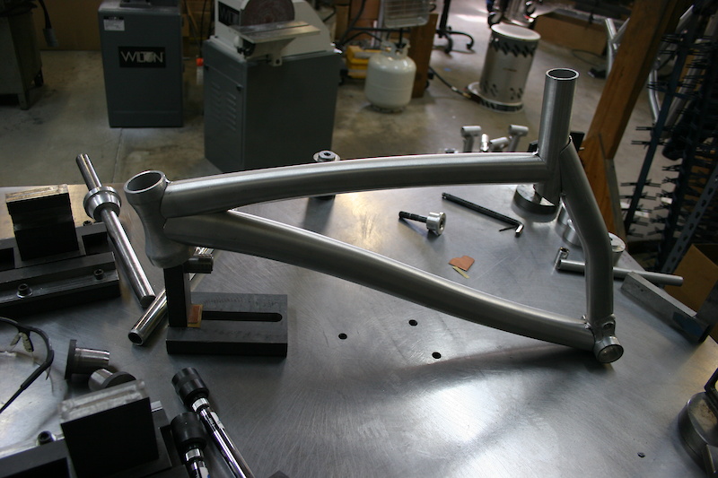 New Ellsworth 180mm Freeride Bike - Sneak Peek - Pinkbike