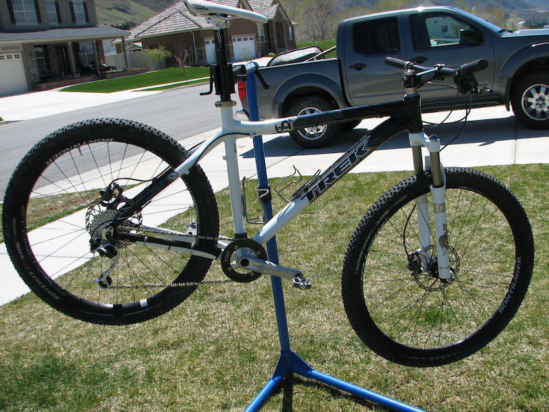 2009 Trek 69er Size L(19") For Sale