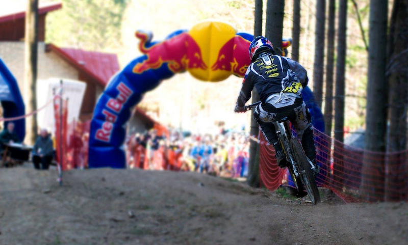 Downhilling in Poland - Pinkbike