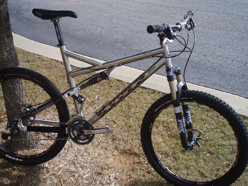 Titus Racer X Exogrid Large For Sale