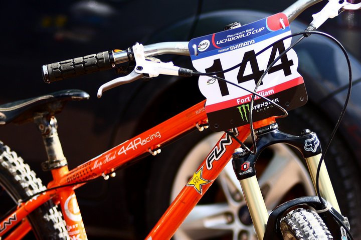 44 Racing Rockstar - World Cup 4X Round 2 - Fort William - Pinkbike