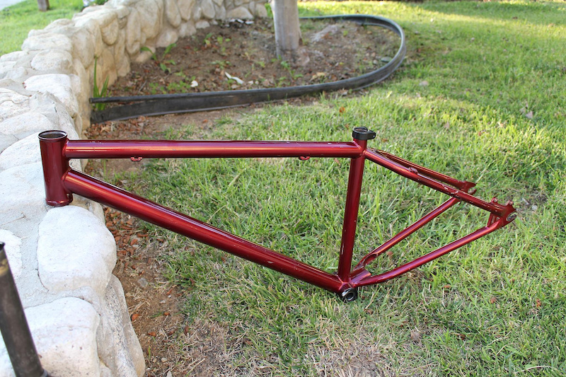 DK XENIA DJ FRAME SIZE MEDIUM For Sale