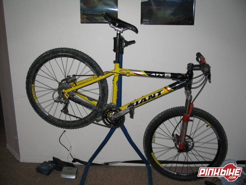 New Christams Price!!! Giant ATX 890 17" For Sale