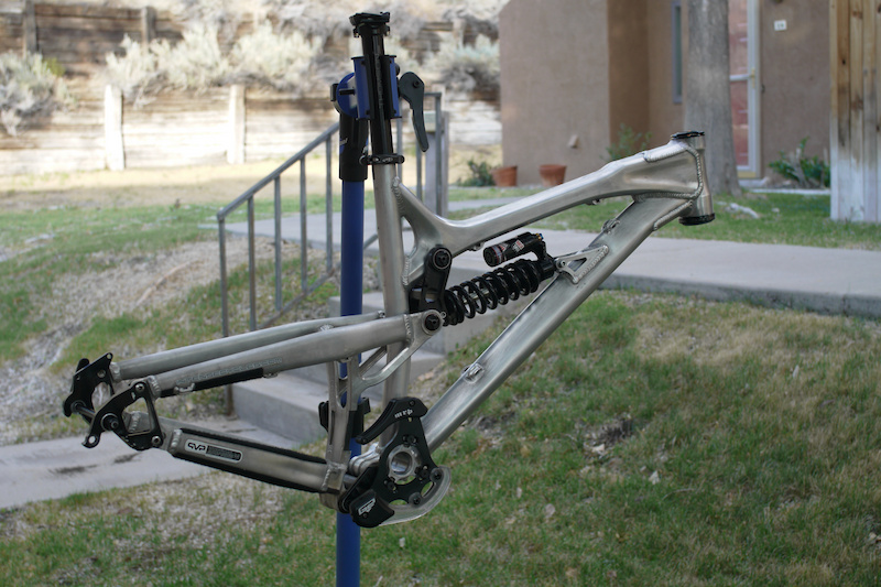 Intense Uzzi VPP2 medium frame with extras For Sale