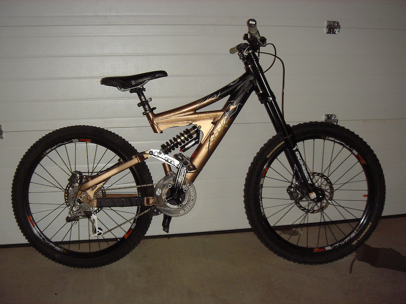2005 Brodie Devo - Size Small For Sale