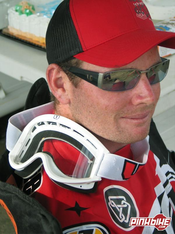 Rennie wins Australian National Downhill Championships - Pinkbike