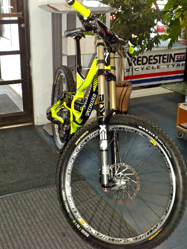 2011 Specialized Demo 8 - Flo Yellow, Medium For Sale