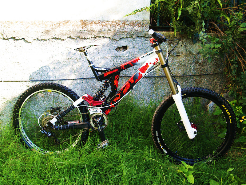 SPECIALIZED BIG HIT III at SPECIALIZED BIG HIT III in Tábua, Portugal ...