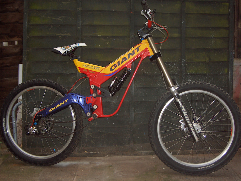 2003 giant dh team frame For Sale