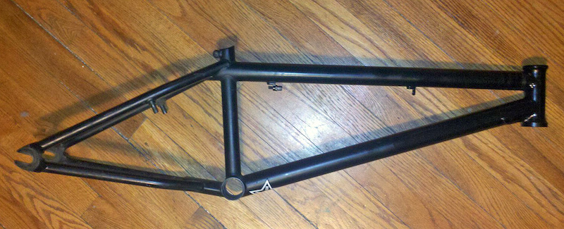 Macneil Deuce Deuce (22"TT) Frame For Sale