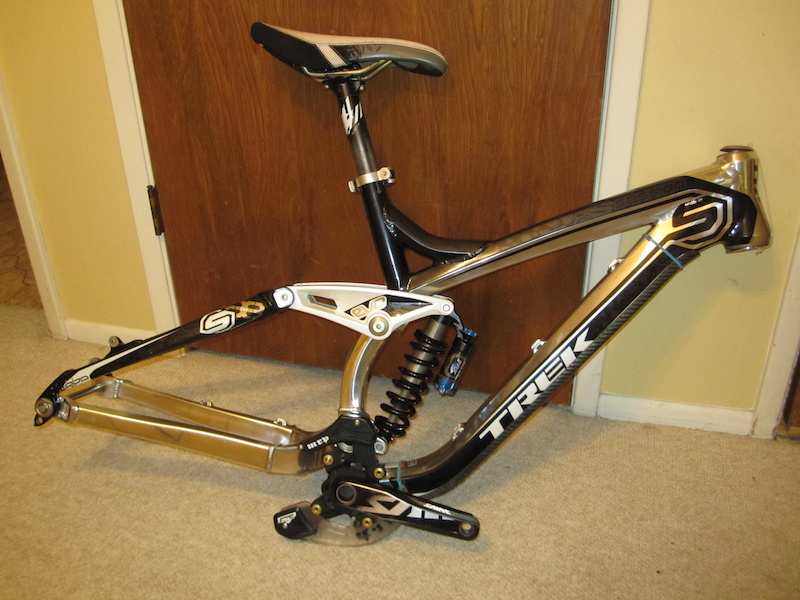 2009 Price Drop Trek Session 88 Med w/carbon guard, MRP G2 a For Sale