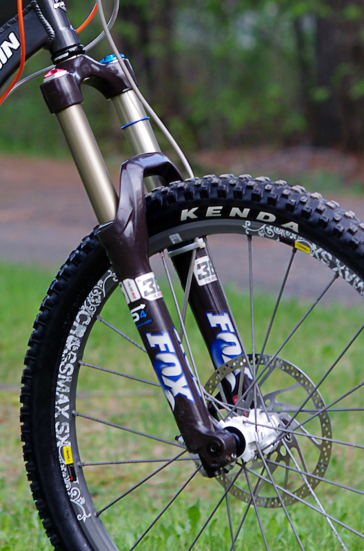 2005 FOX TALAS 36 RC2 For Sale