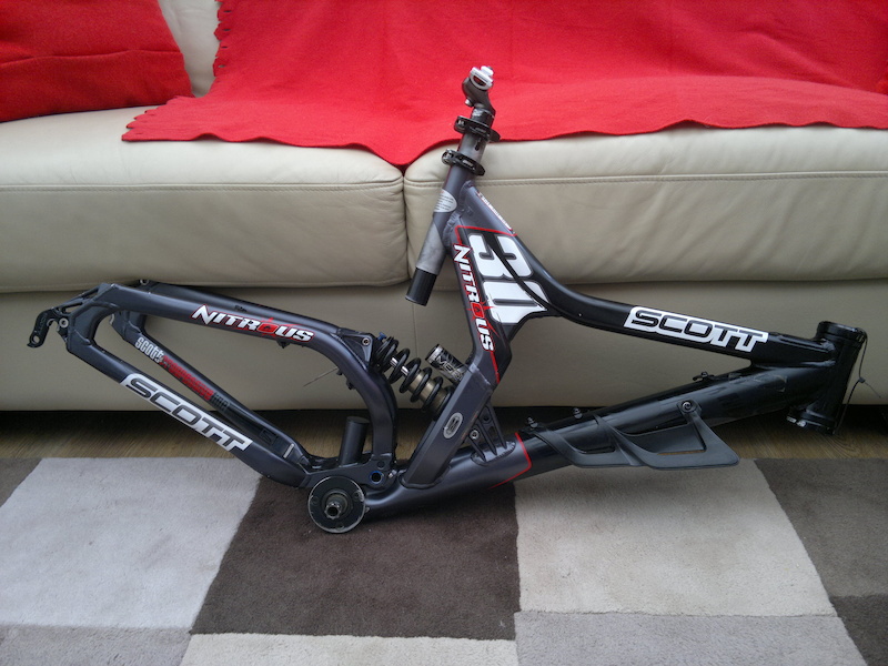 scott nitrous 30 medium frame For Sale