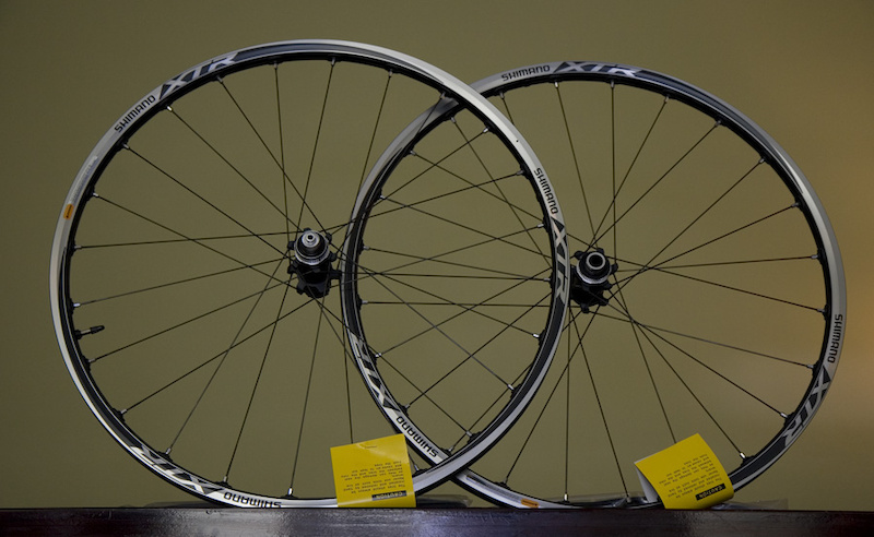 2012 Shimano XTR M985 "Race" UST Tubeless 15QR Wheelset NEW! For Sale