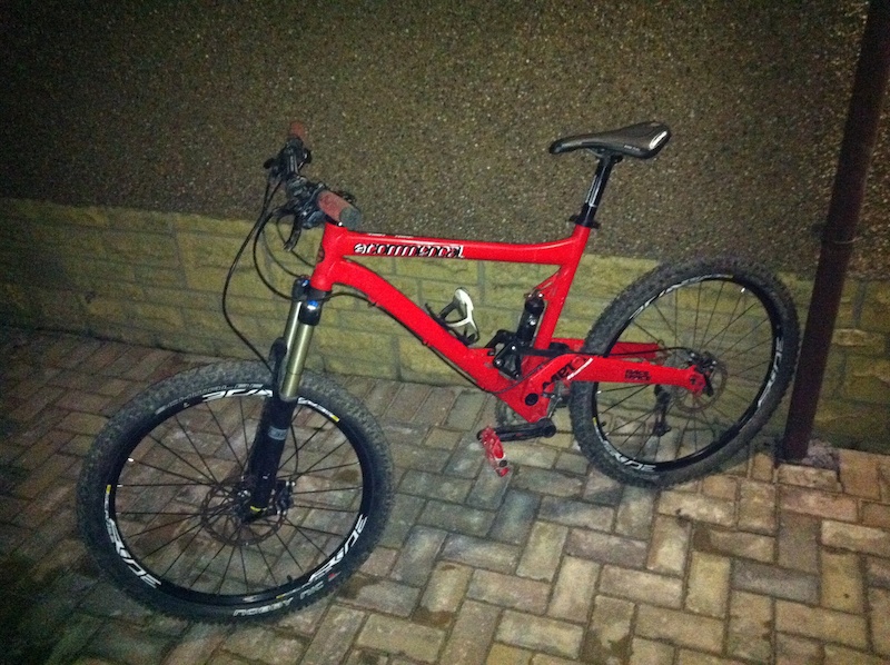 2011 Commencal Meta 5.5 Pro PRICE DROP For Sale