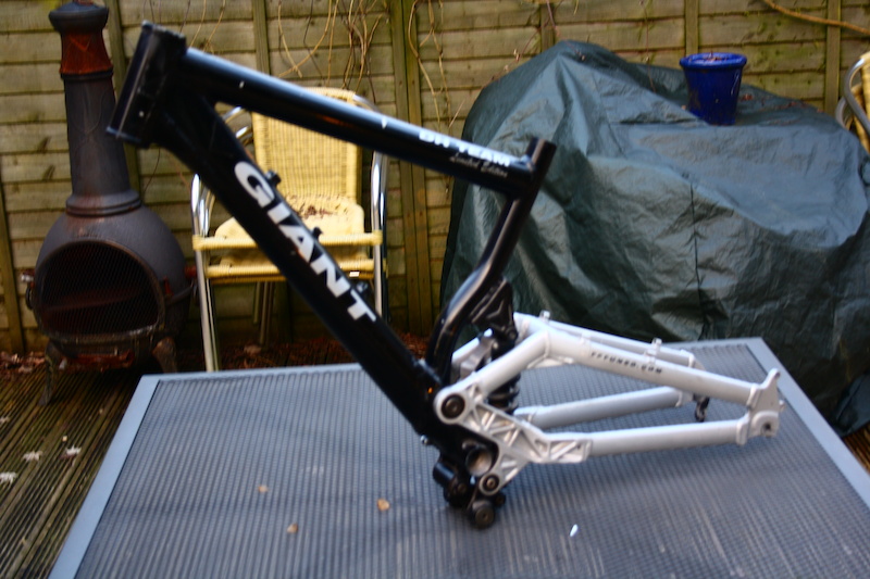 Giant team DH frame For Sale