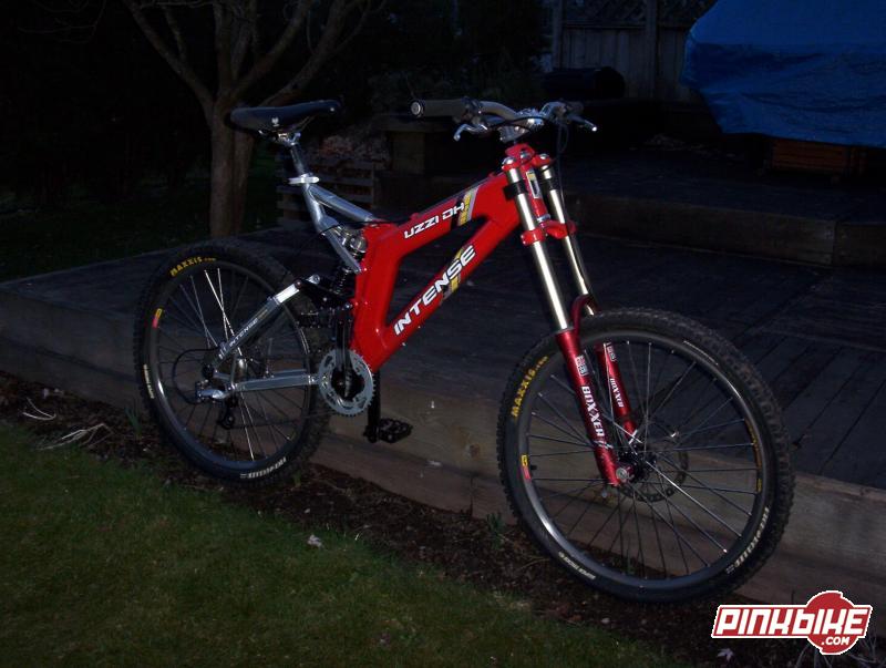 2001 INTENSE Uzzi SLX - Med - Red For Sale